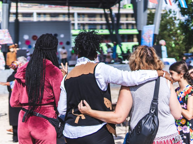 Qui sommes nous – Afio